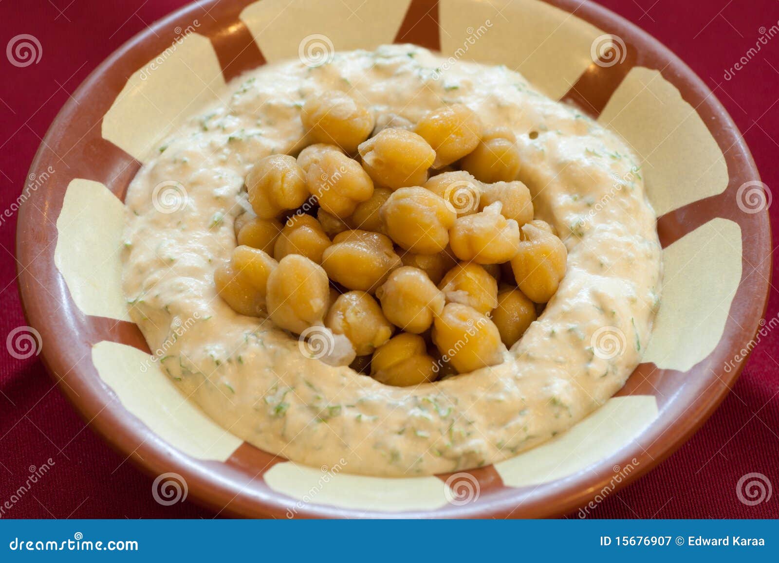 Hummus Beiruti stock image. Image of hoummous, cuisine - 15676907