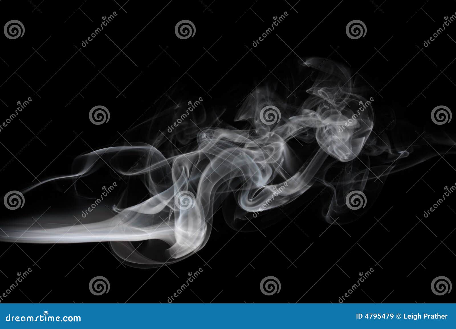 Humo imagen de archivo. Imagen de fumar, quema, negro - 4795479