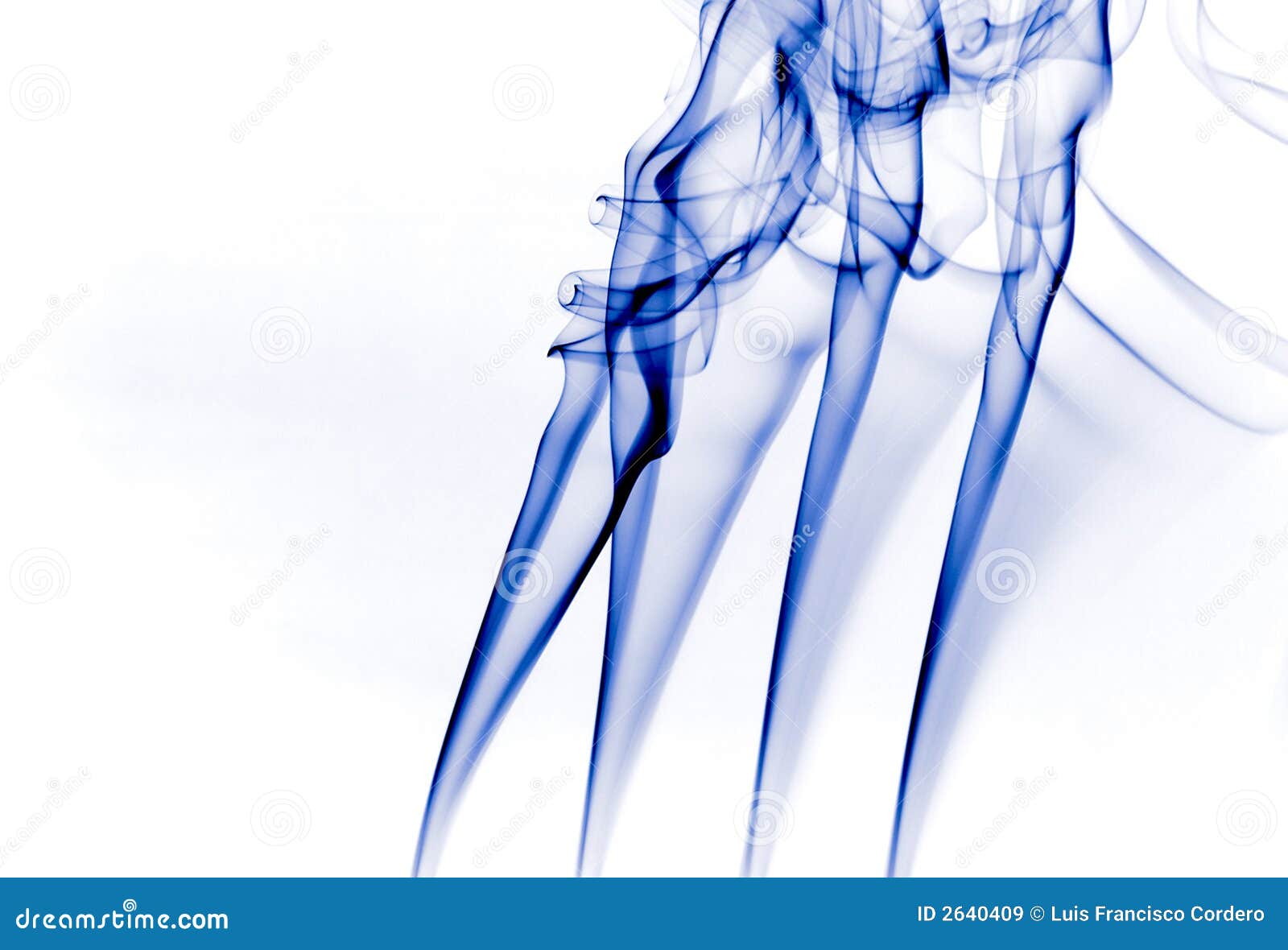 Humo azul 2 imagen de archivo. Imagen de humo, incienso - 2640409