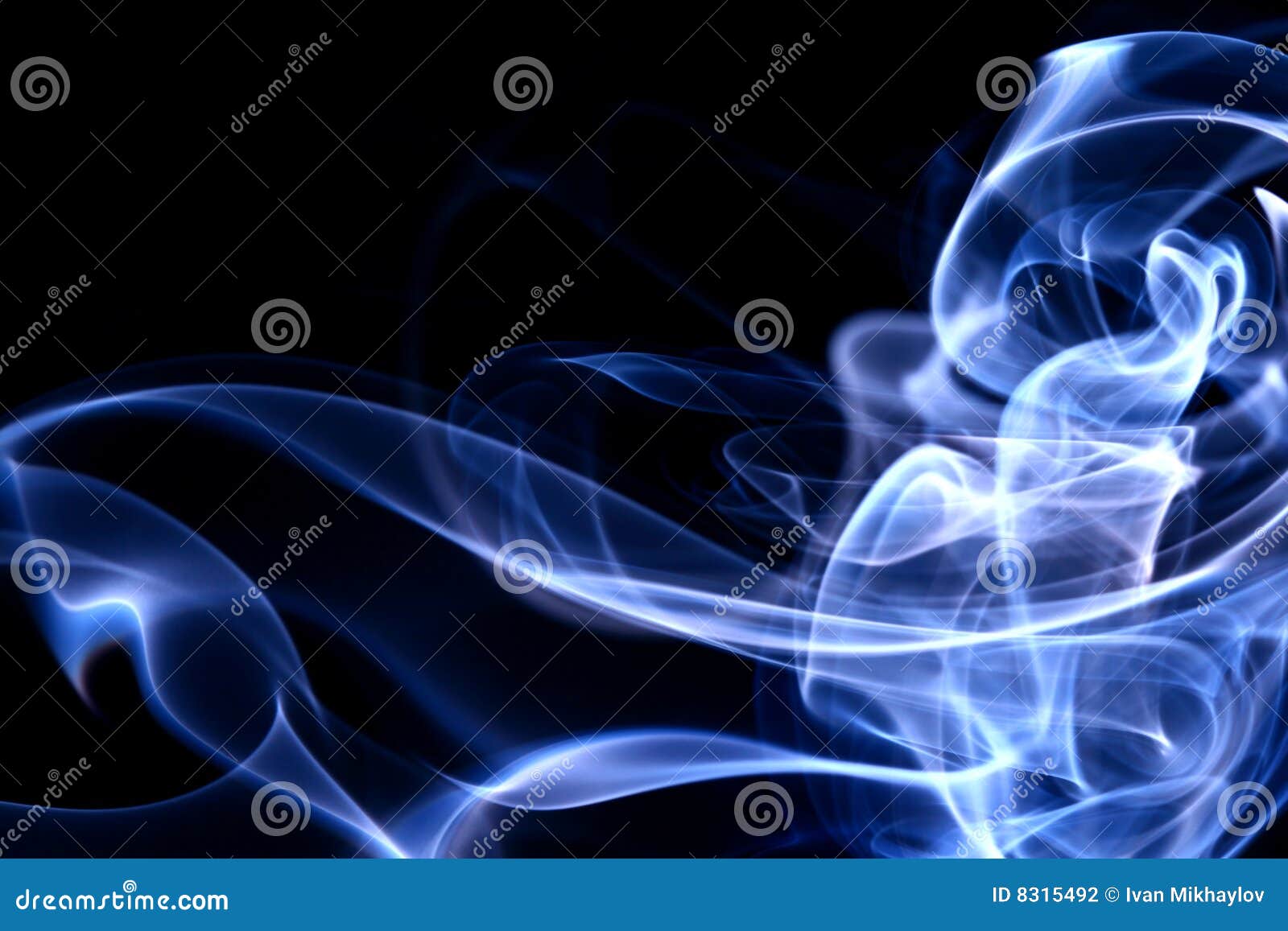 Humo azul foto de archivo. Imagen de color, aire, elegante - 8315492