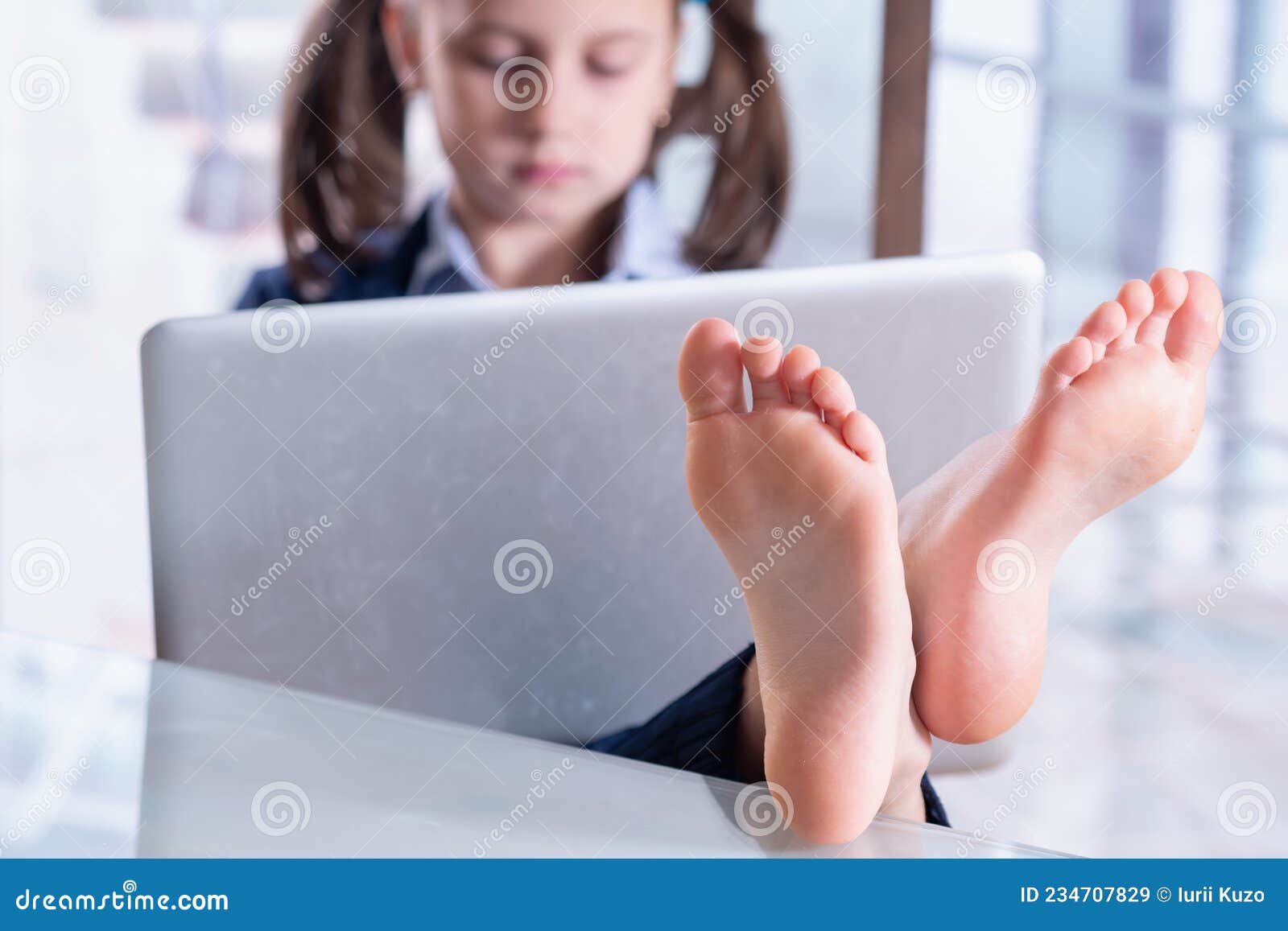 Humorous Photo of Employee is Resting and Working at the Same Time ...