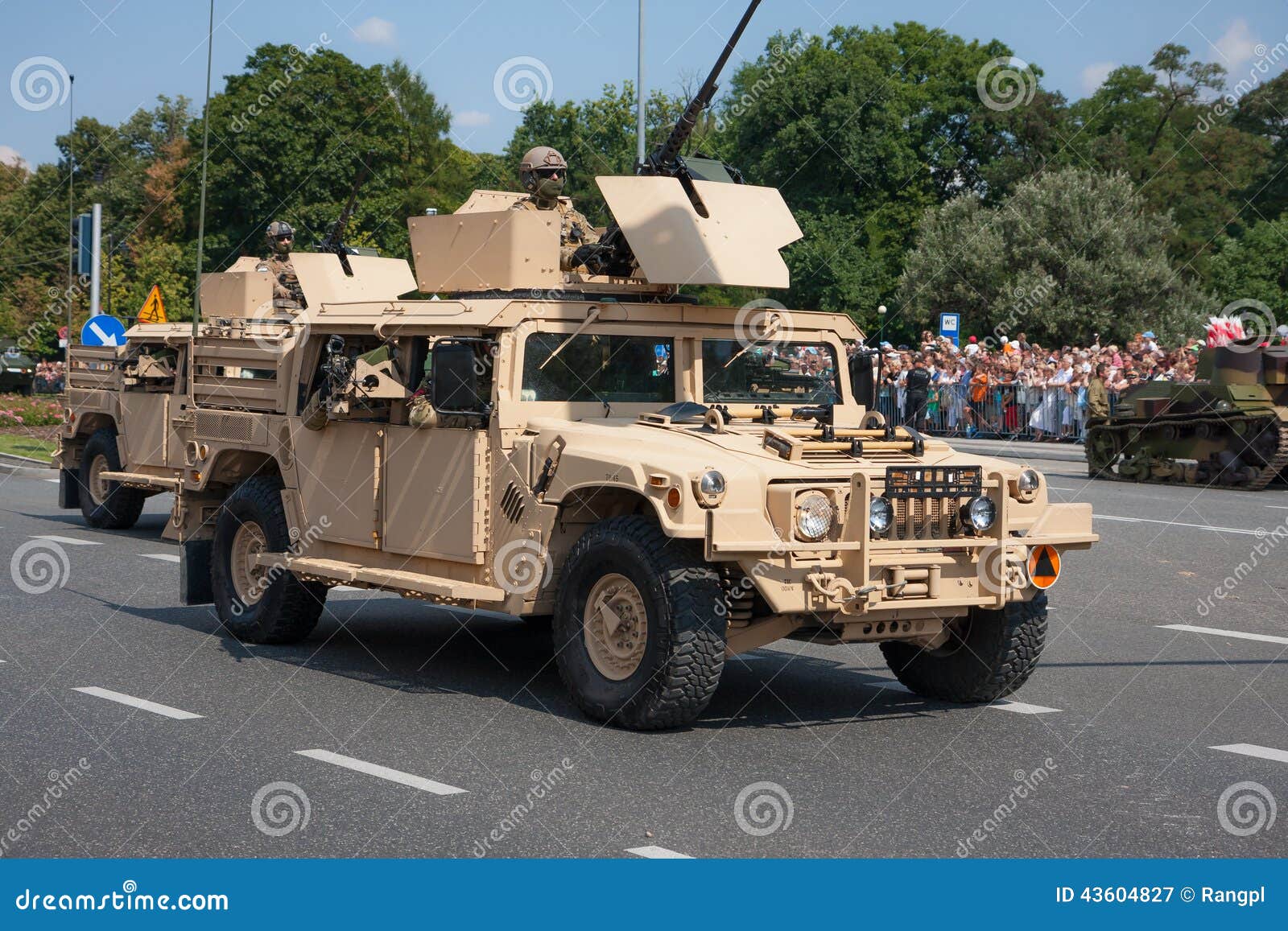 Humvee HMMWV redaktionell arkivbild. Bild av militär - 43604827