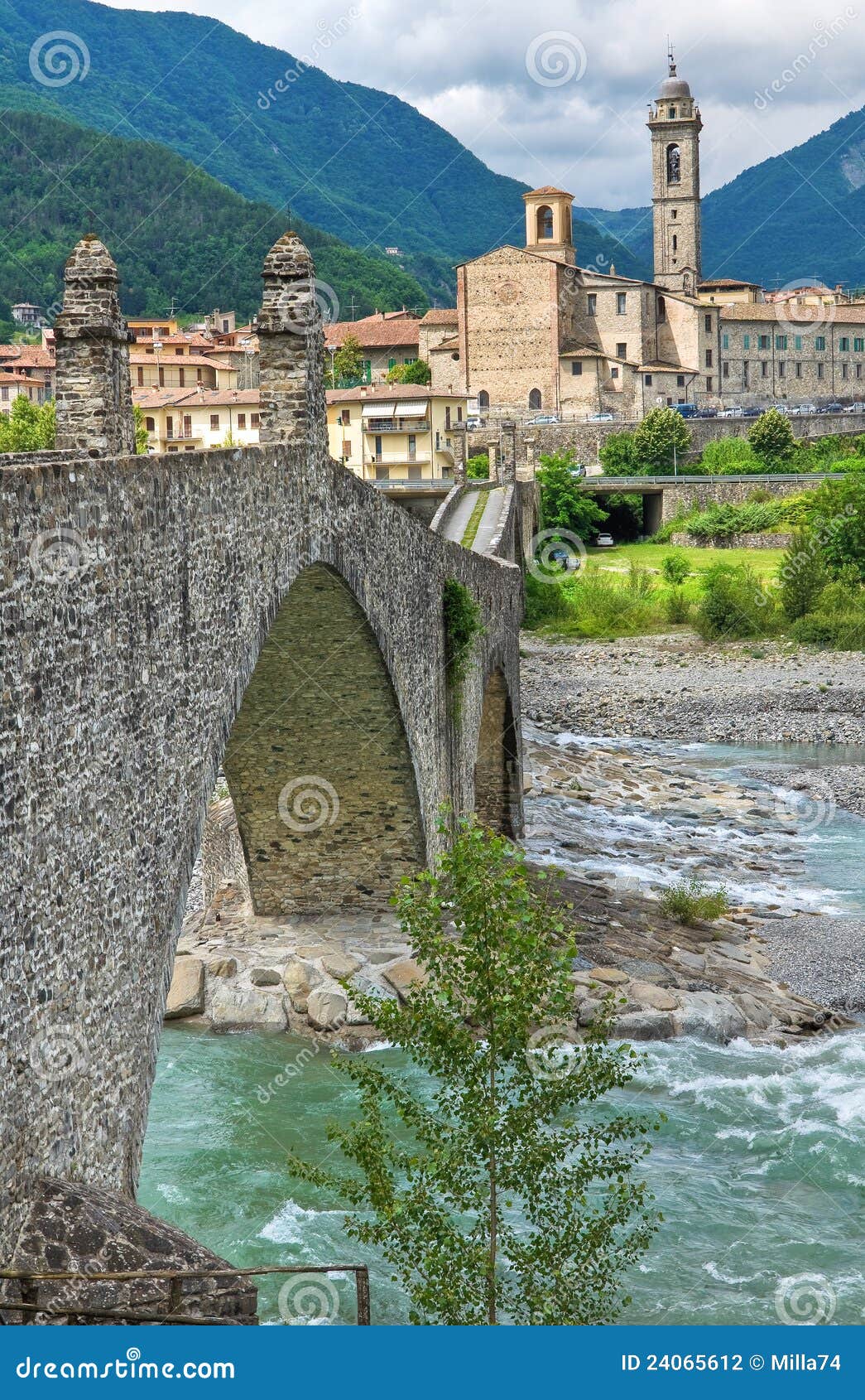 Hunchback Bridge. Bobbio. Emilia-Romagna. Italy. Stock Photo - Image of ...