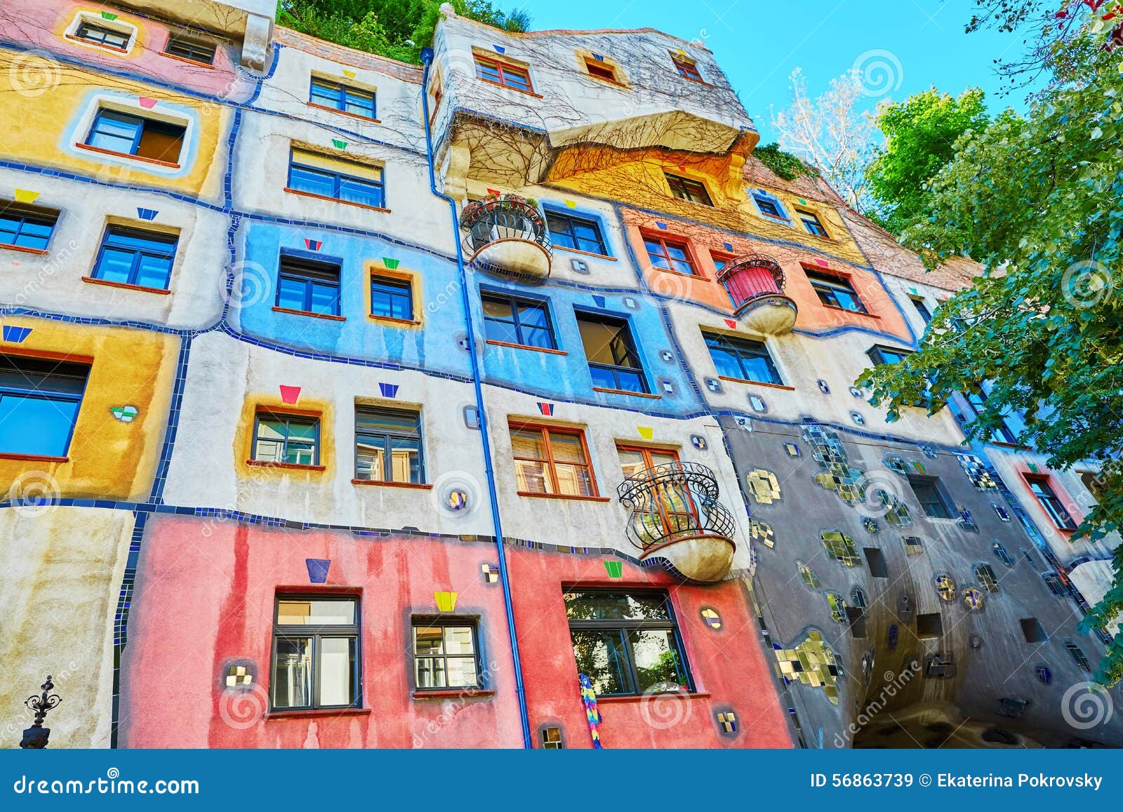 Hundertwasser House in Vienna, Austria Stock Image - Image of ...
