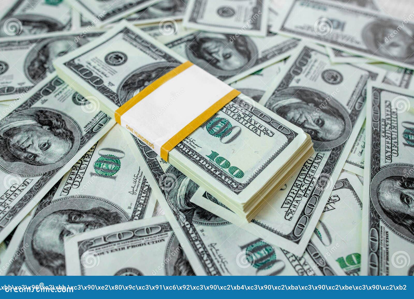 Hundreds of Notes on the Table Stock Image - Image of closeup, green ...