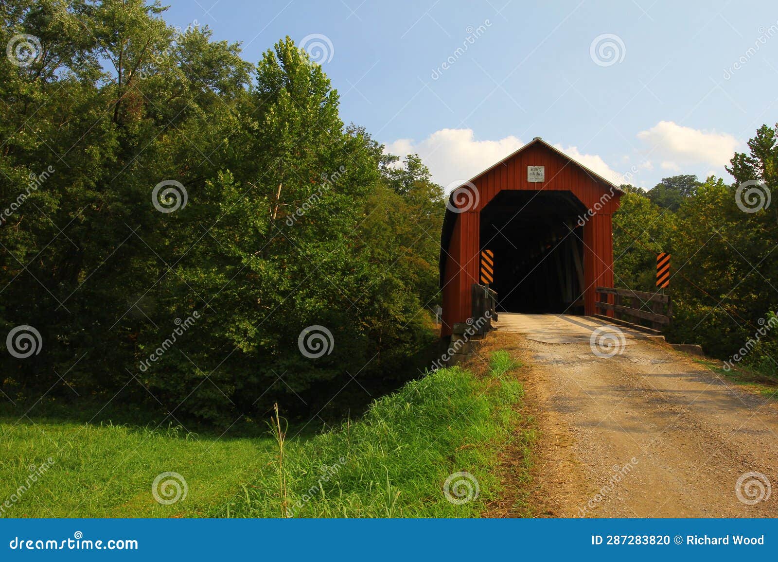 Hune Covered Bridge in Southeastern Ohio Stock Photo - Image of ohio ...