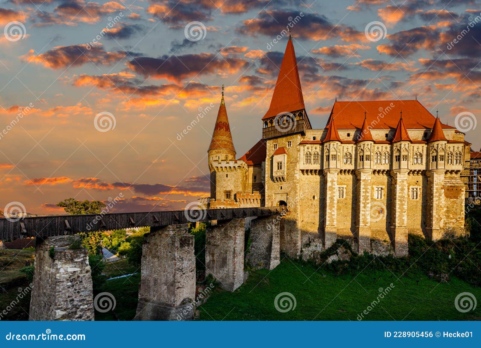 Hunedoara Castle in Romania Stock Photo - Image of eastern ...