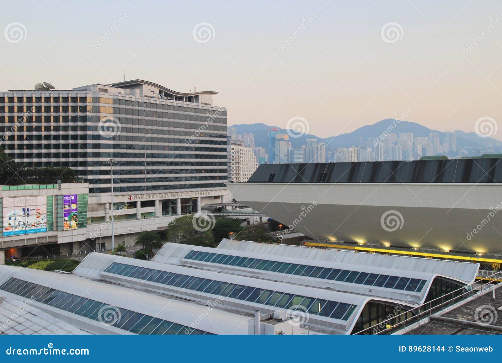 Hung Hom, hong kong 2017 editorial stock image. Image of kong - 89628144