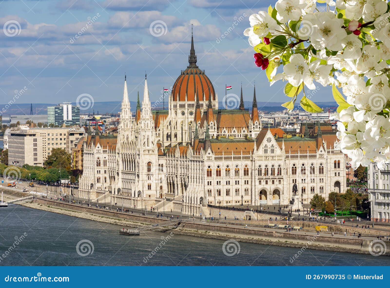 Hungarian Parliament Building and Danube River in Spring, Budapest ...