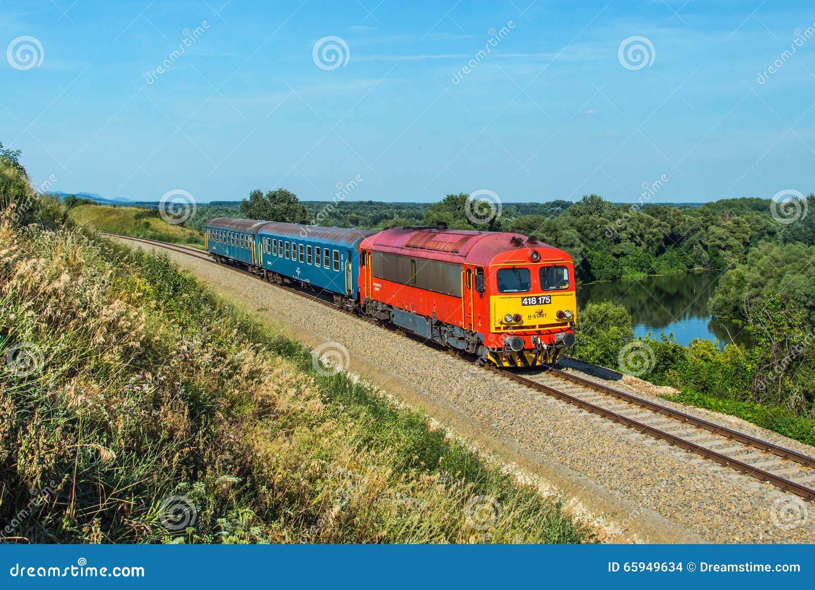 Hungarian passanger train editorial stock image. Image of hungarian ...