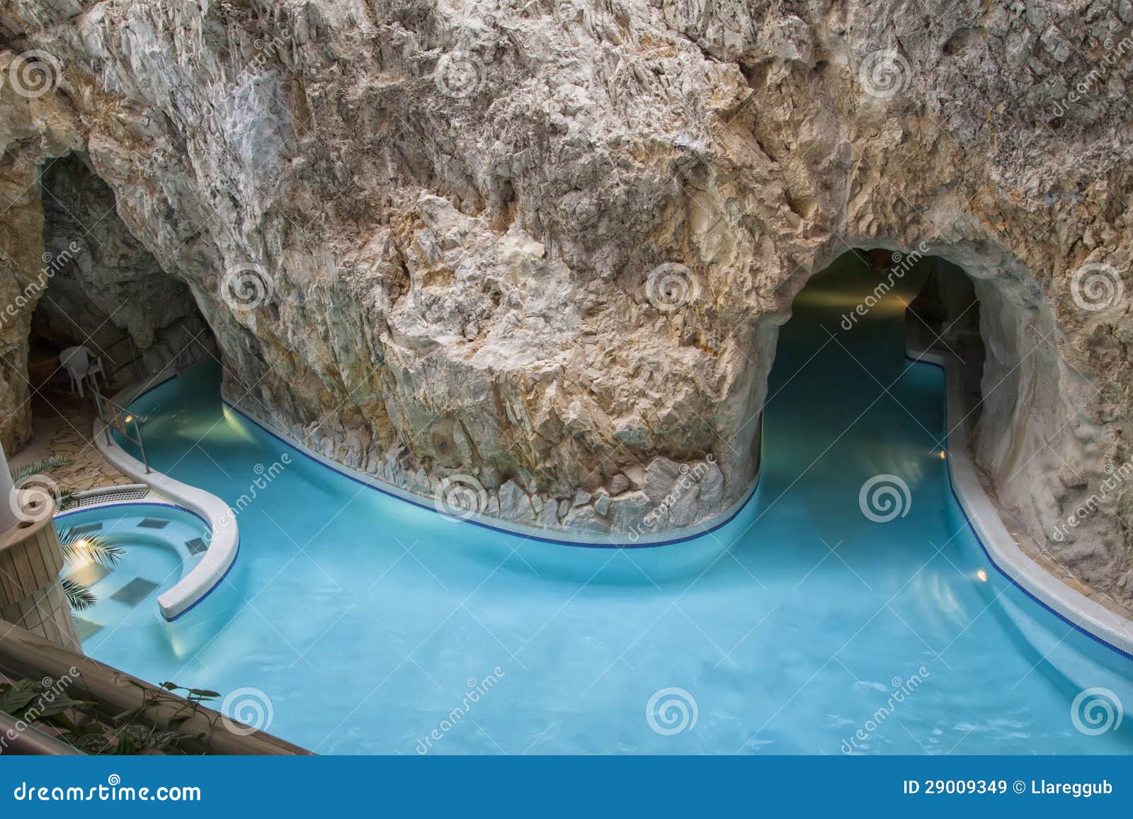 Hungarian Thermal Spa editorial stock image. Image of serene - 29009349