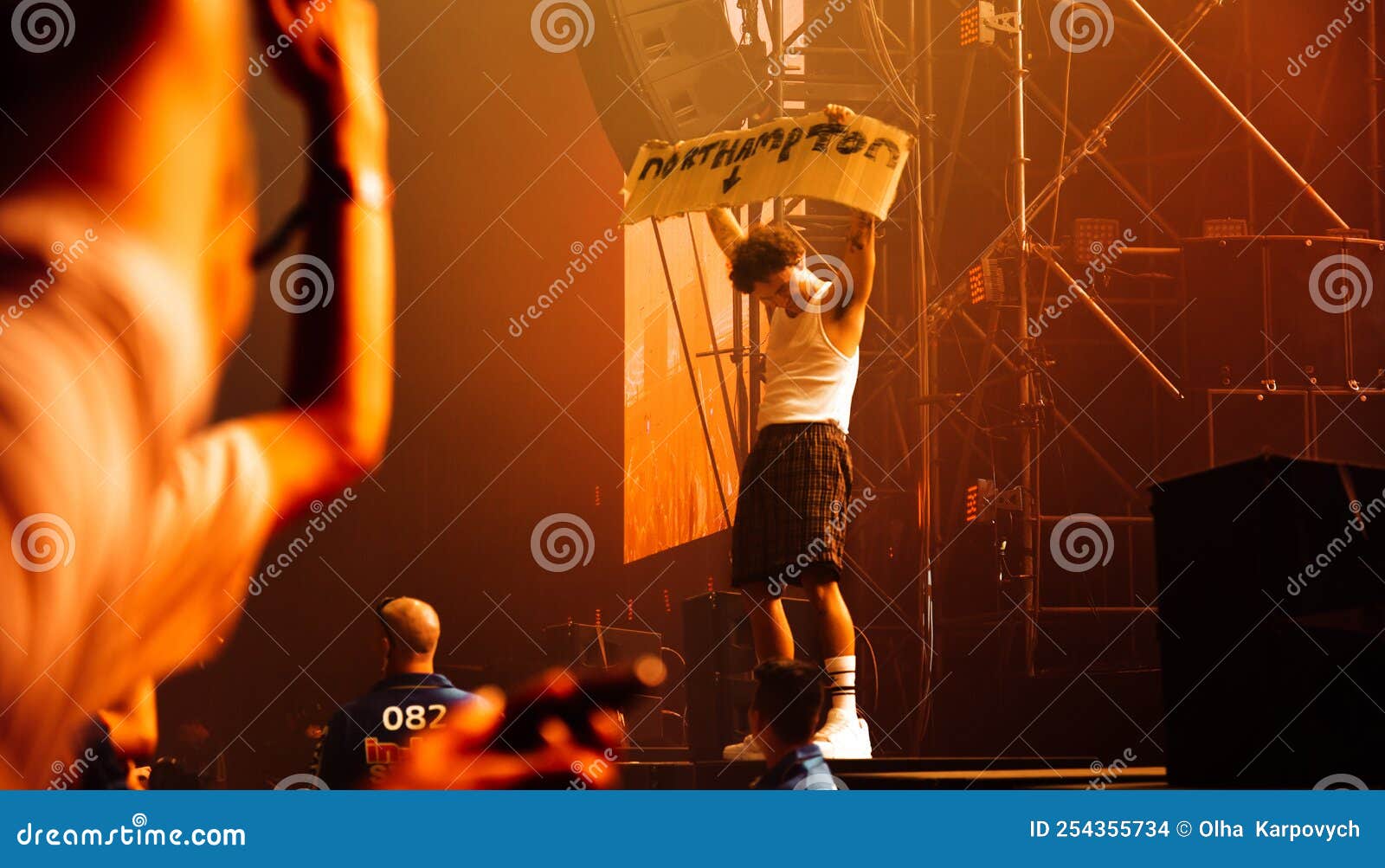 Hungary, Budapest, 12.08 editorial stock image. Image of song - 254355734