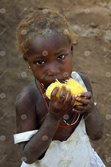 Hunger editorial photography. Image of lifestyle, ethnicity - 11852852