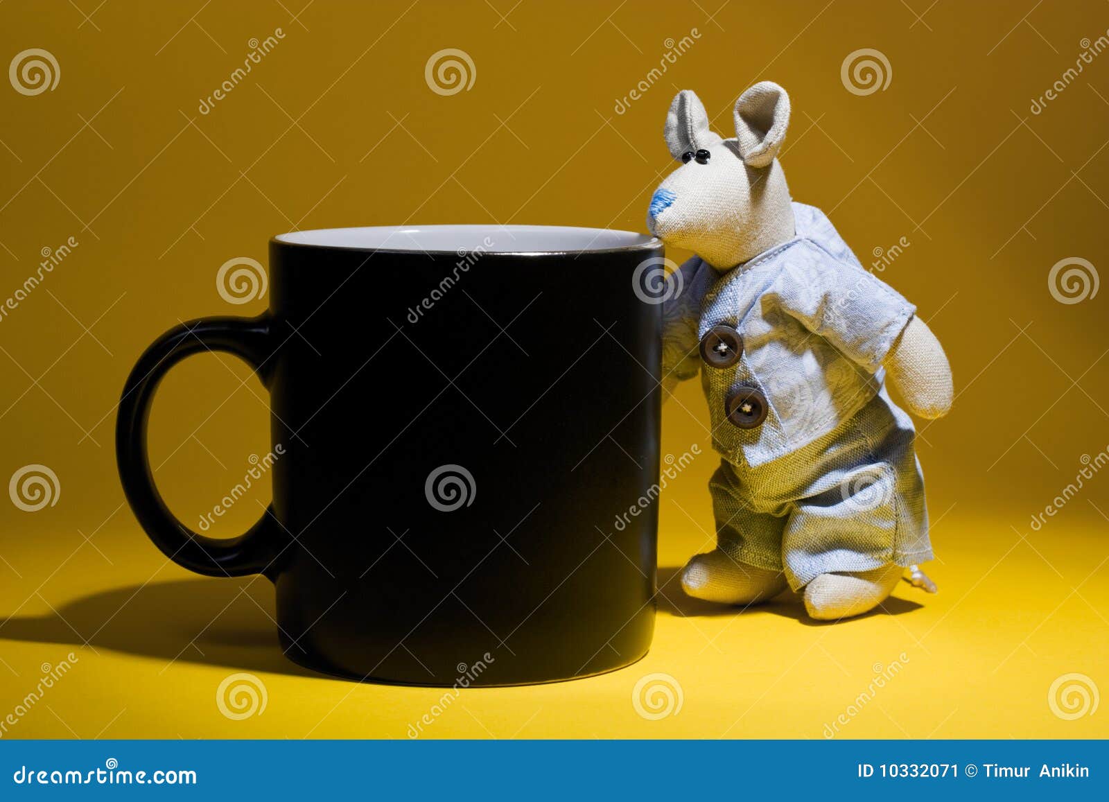 Hungry mouse stock image. Image of blue, pretty, search - 10332071