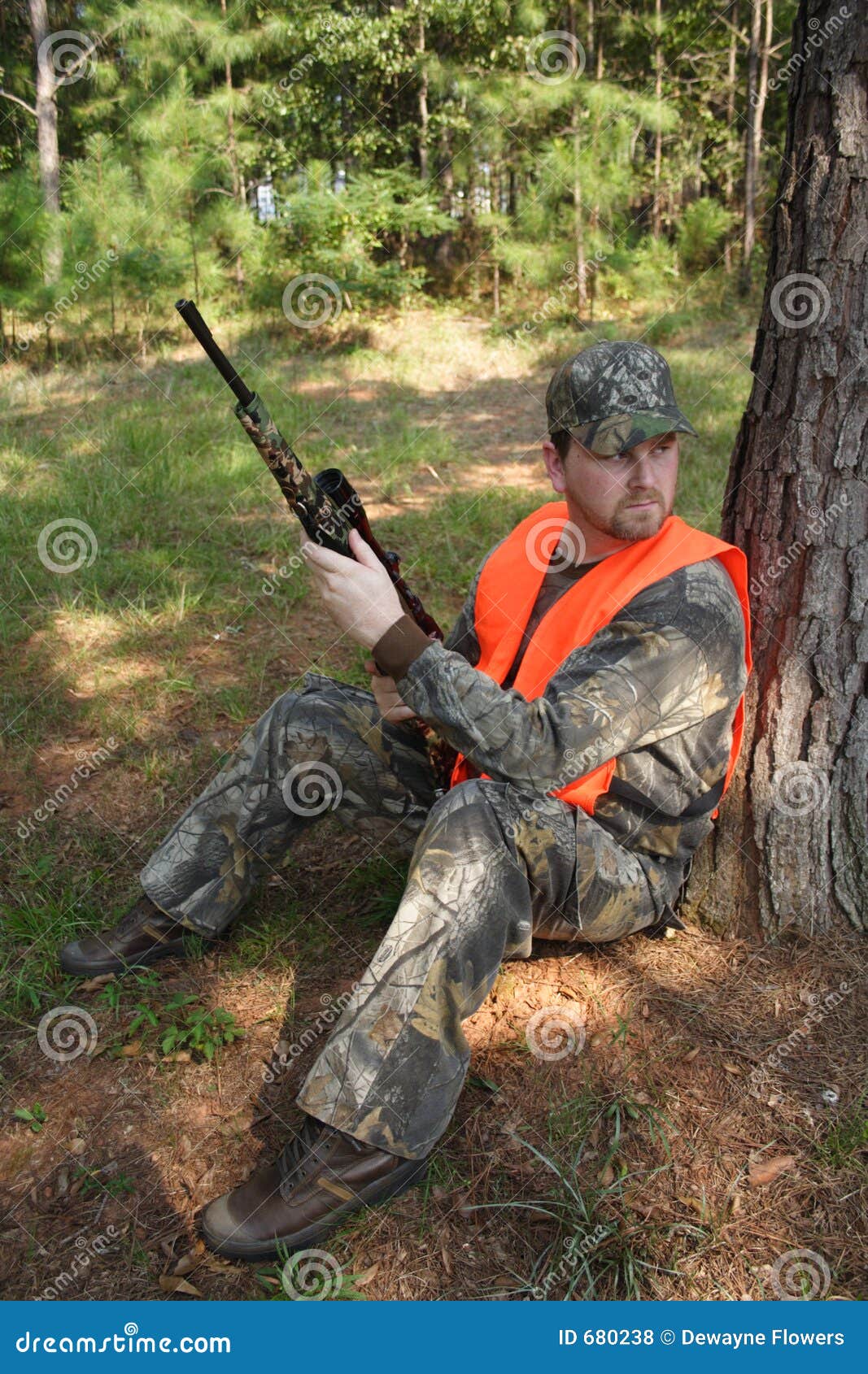 Hunter Hunting Royalty-Free Stock Photo | CartoonDealer.com #69817635