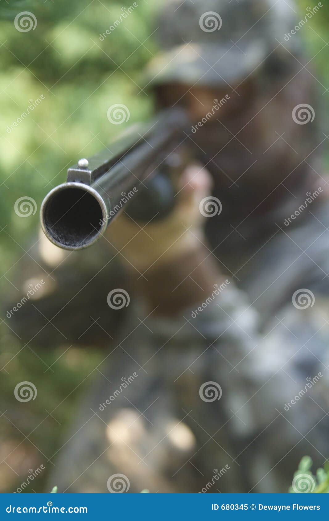 Hunter - Hunting - Sportsman Stock Image - Image of camo, redneck: 680345