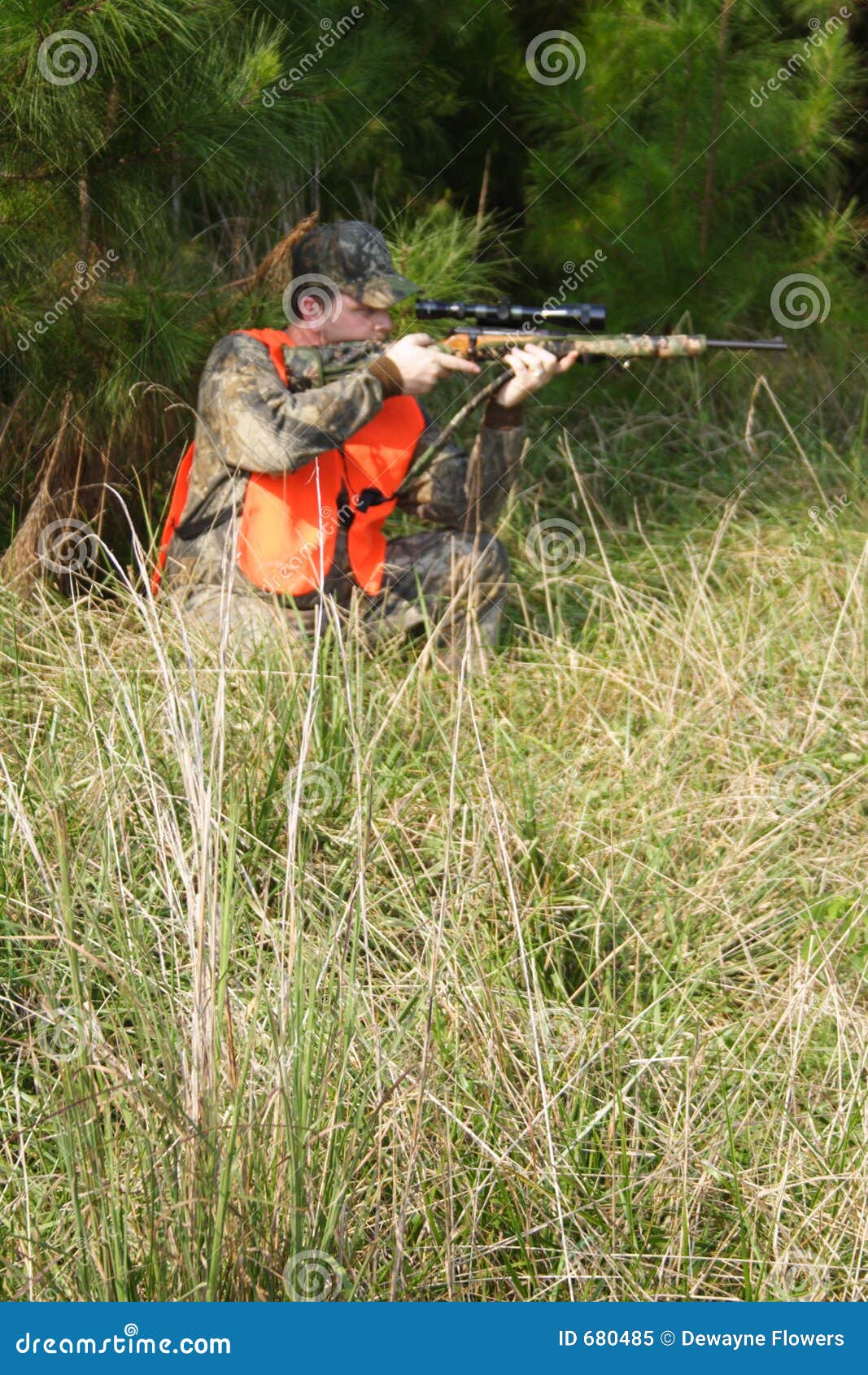 Hunter - Hunting - Sportsman Stock Image - Image of redneck, camo: 680485