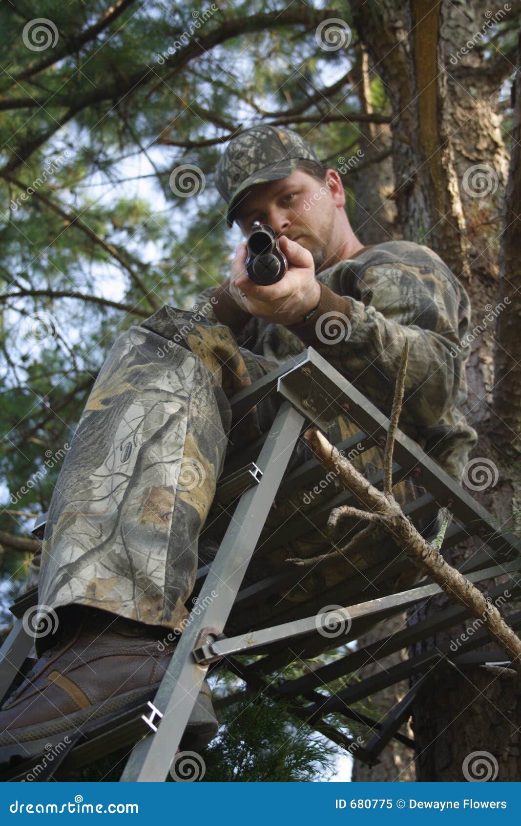 Hunter - Hunting - Sportsman Stock Image - Image of wild, redneck: 680775