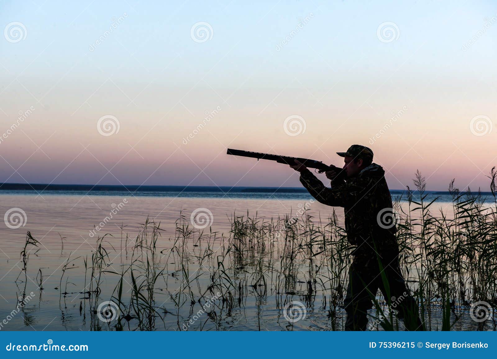 Hunter Silhouette at Sunset Stock Image - Image of sports, rifle: 75396215