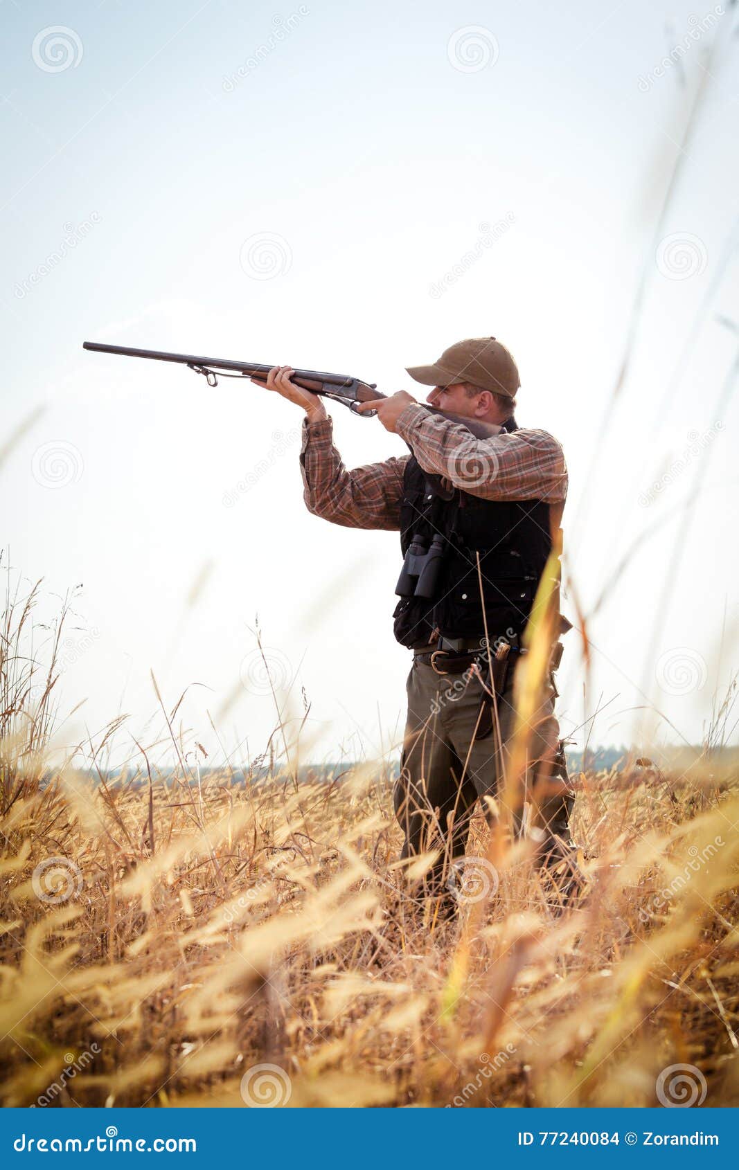 Hunter wild duck hunting stock photo. Image of pursuit - 77240084