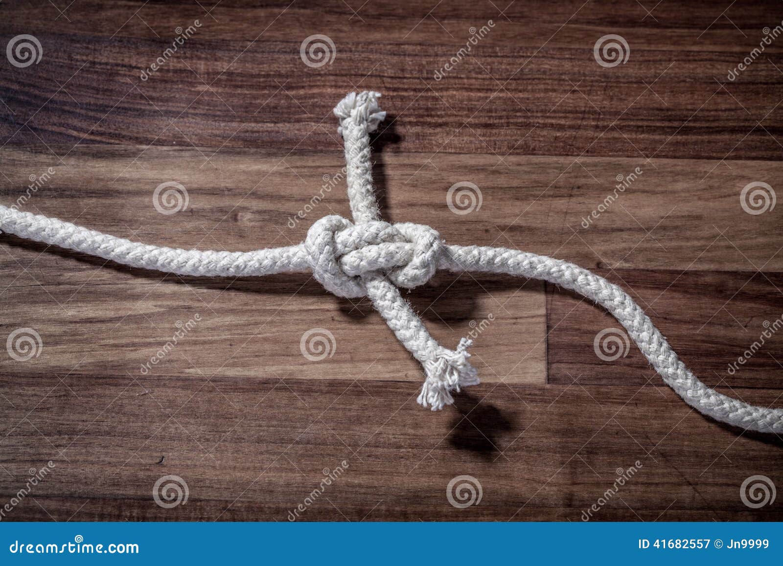 Hunters Bend knot stock image. Image of fishing, marine - 41682557