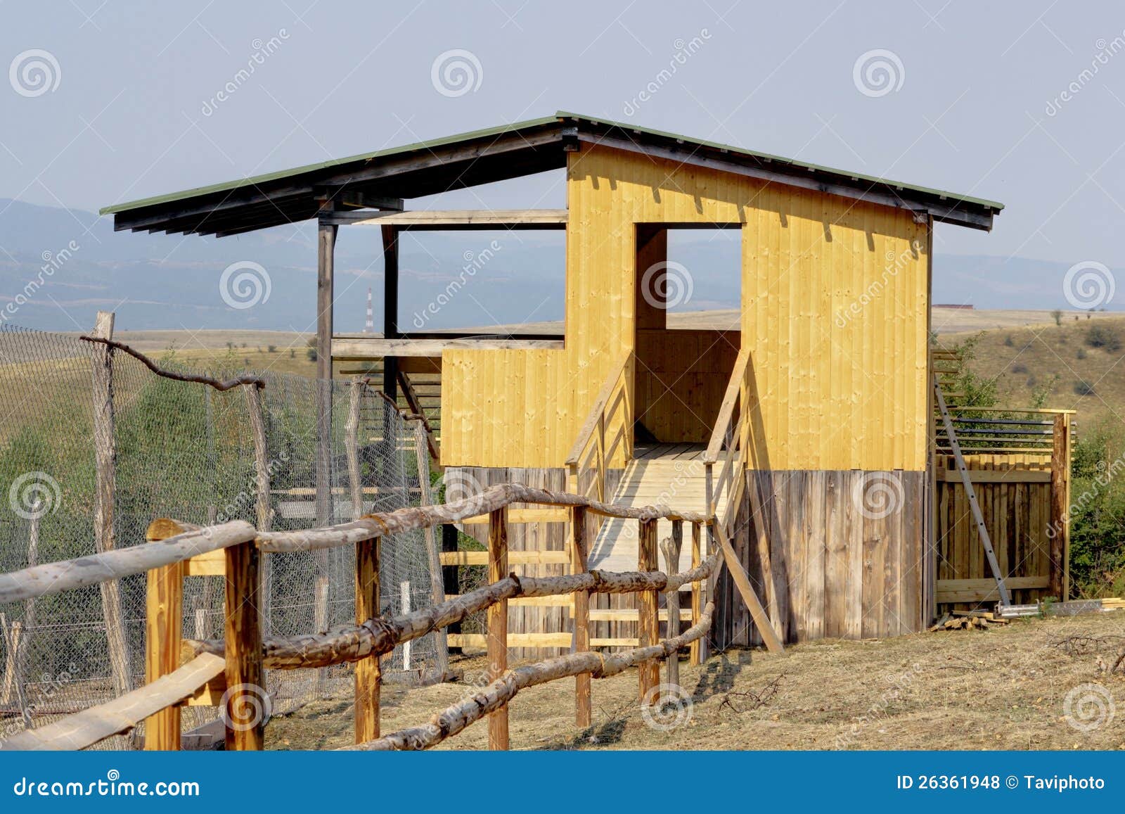 Hunting hide structure stock photo. Image of view, building - 26361948