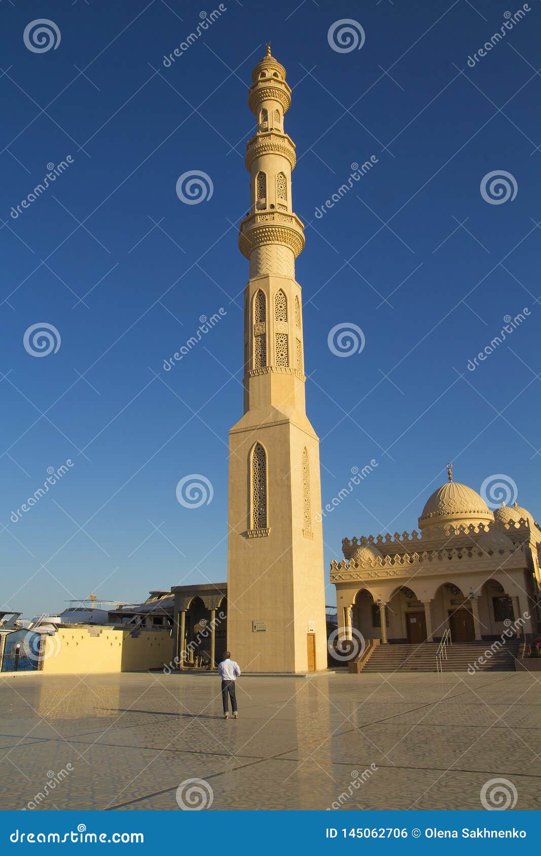 Hurghada. Egypt. December 26, 2014: Beautiful Architecture of the ...