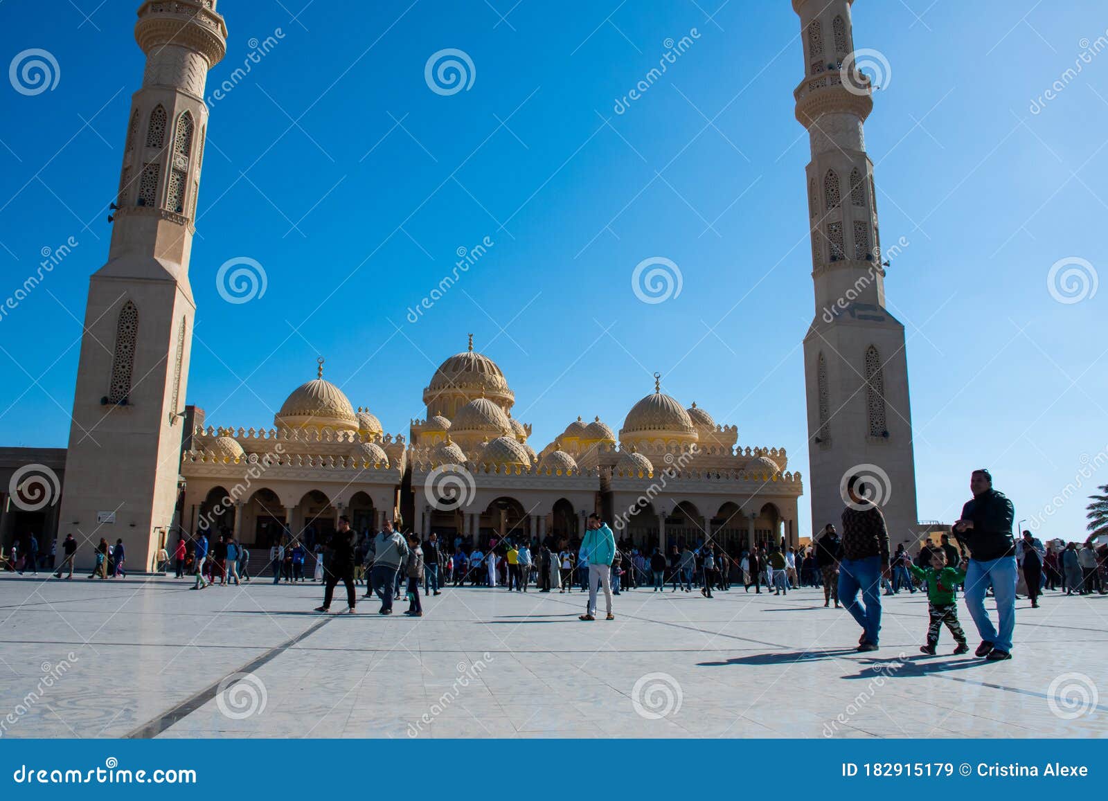 Hurghada, Egypt, 24th of December 2018: Mosque in Hurghada Editorial ...