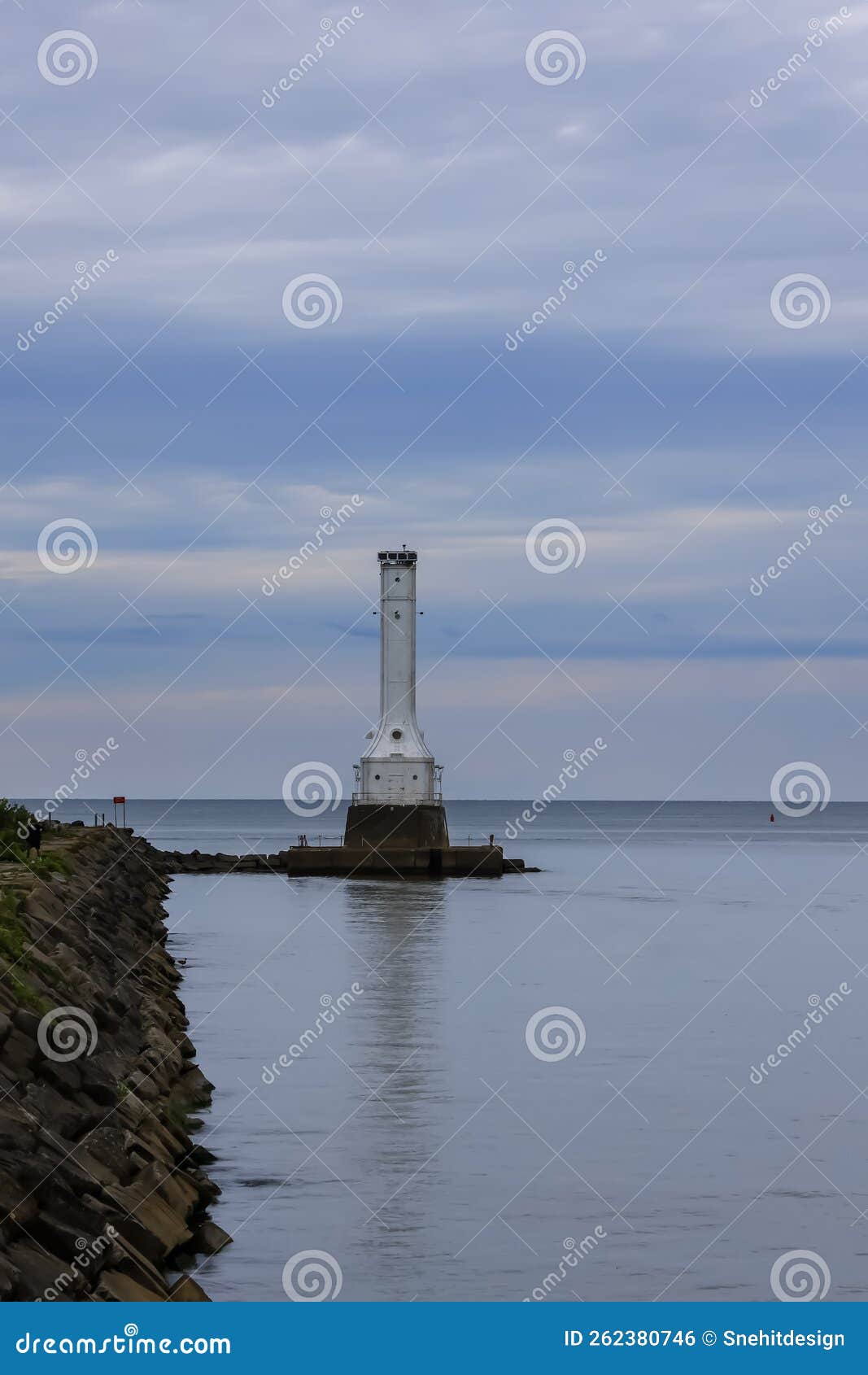 Huron Harbor Lighthouse in Huron, Ohio Stock Photo - Image of ohio ...