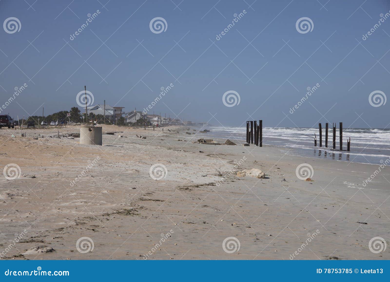 Hurricane Matthew Aftermath Editorial Image - Image of dunes, families ...
