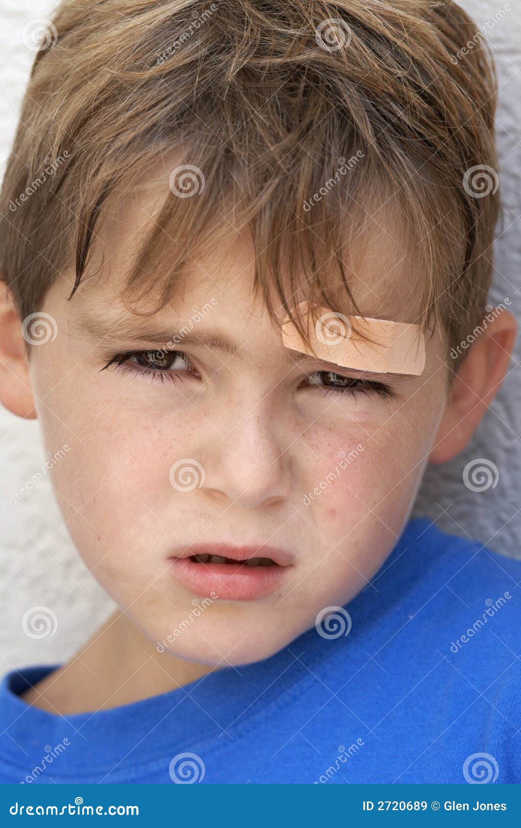 Hurt stock image. Image of fight, injury, help, hospital - 2720689