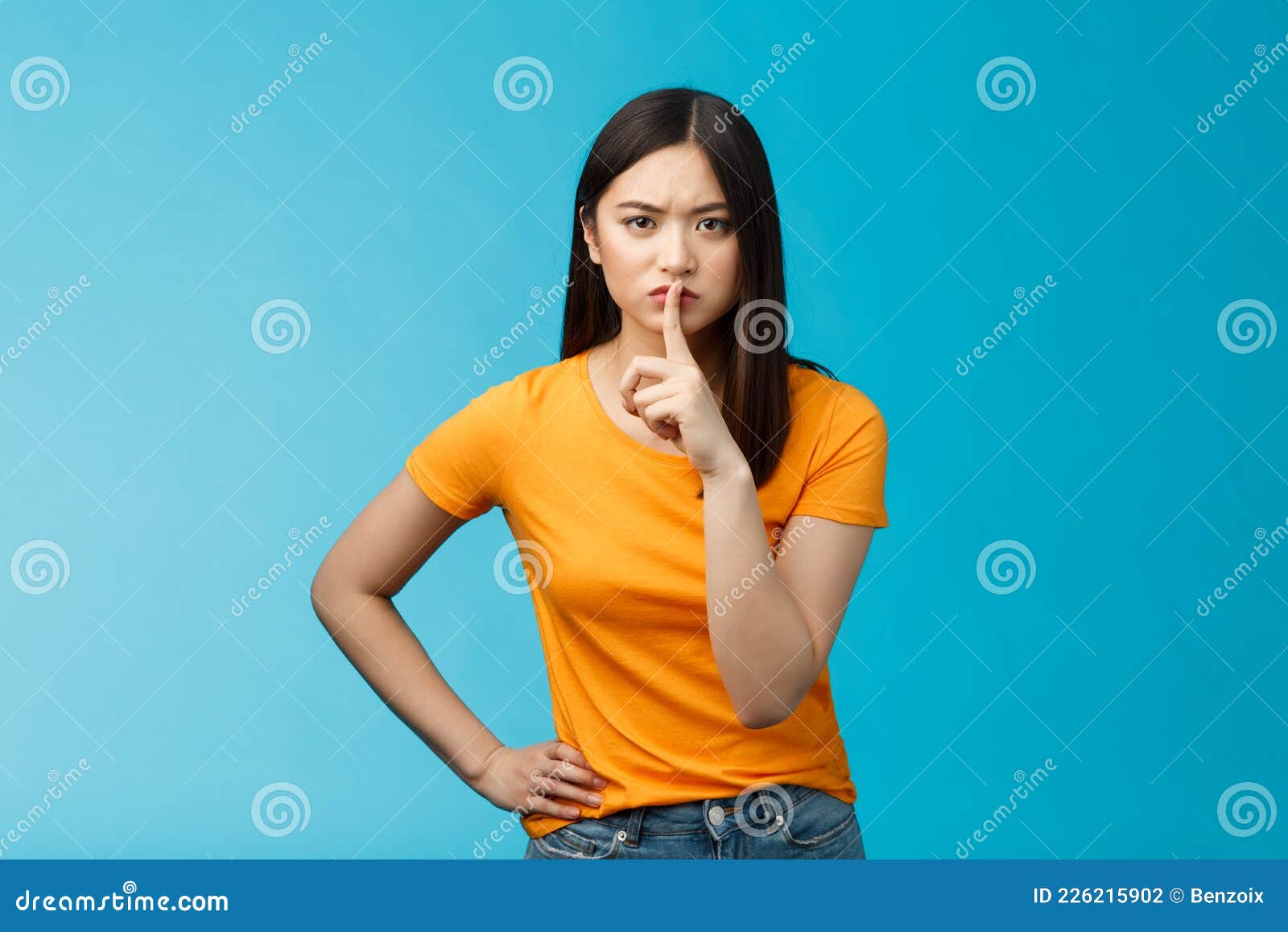 Shh Behave Well Serious Looking Bossy Elfer Sister Asian Blond Girl