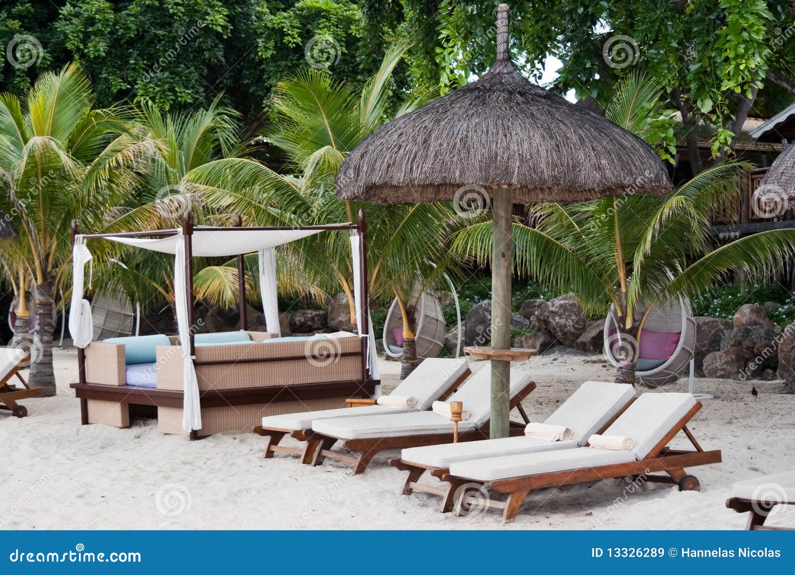 Hut Beach Bed and Transats Mauritius Stock Image - Image of activities ...