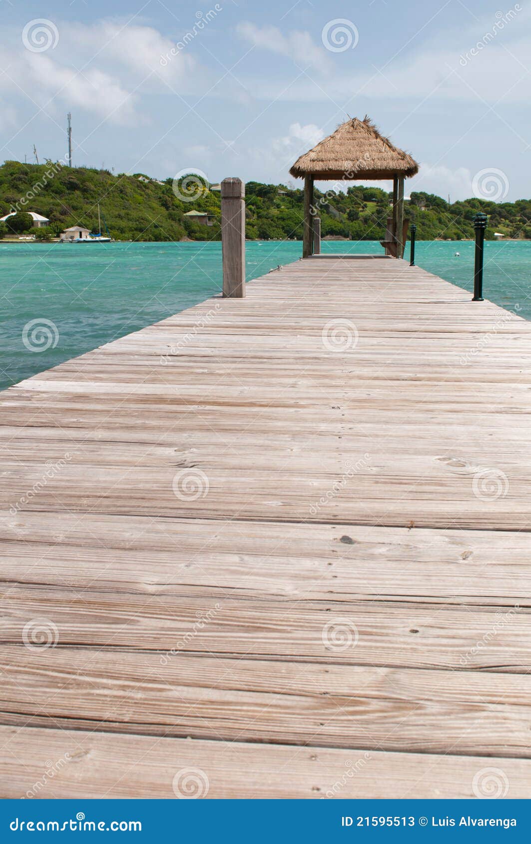 Hut on jetty stock image. Image of bungalow, green, house - 21595513