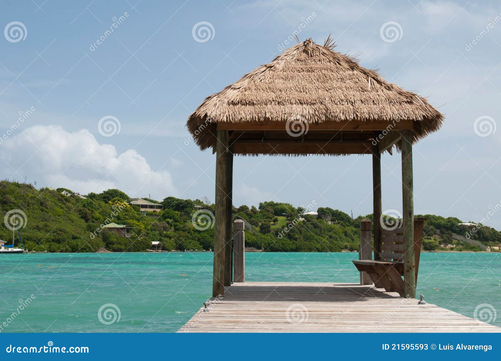 Hut on jetty stock image. Image of resort, beauty, landscape - 21595593