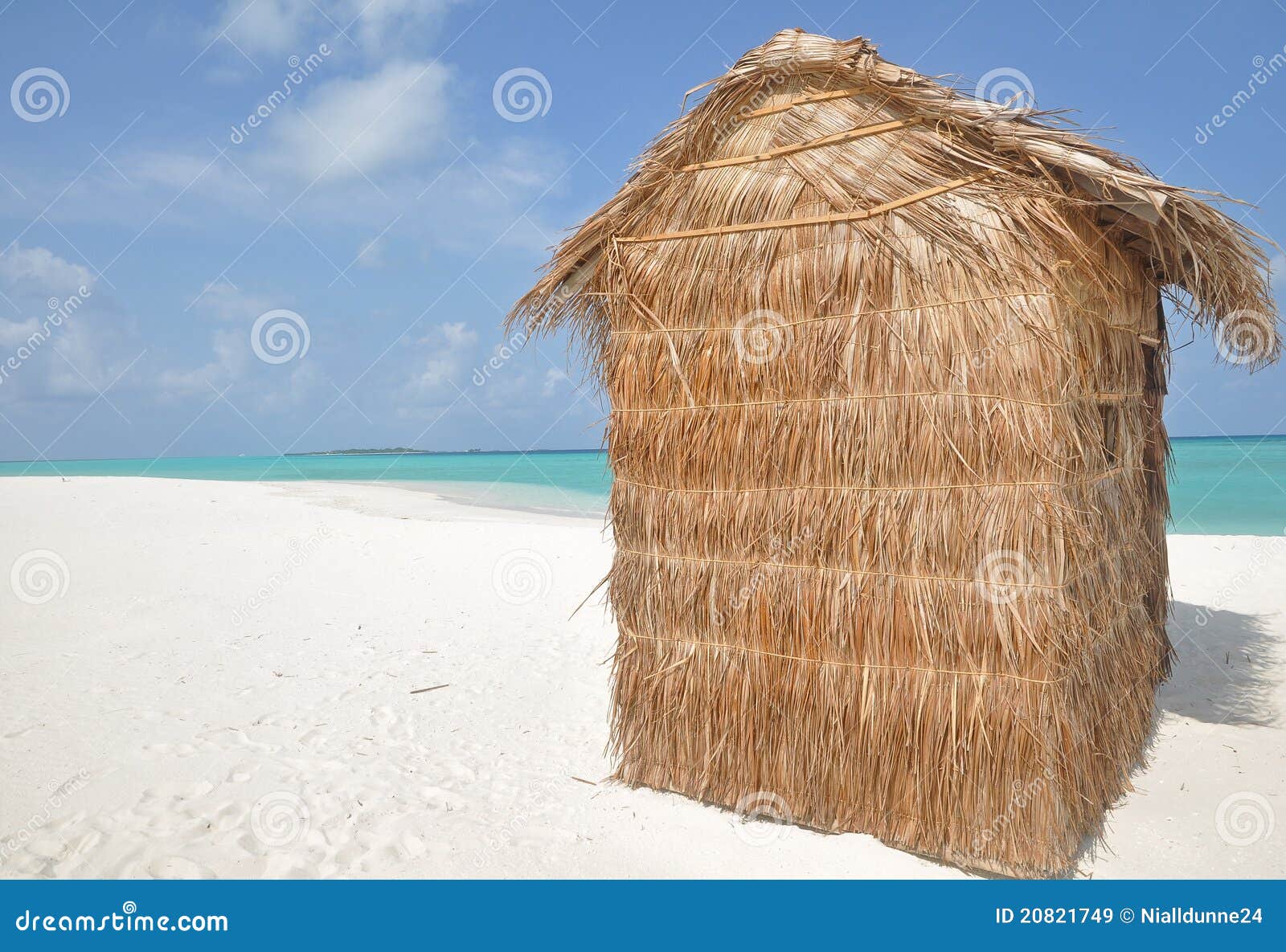 A hut on a tropical island stock image. Image of tropical - 20821749