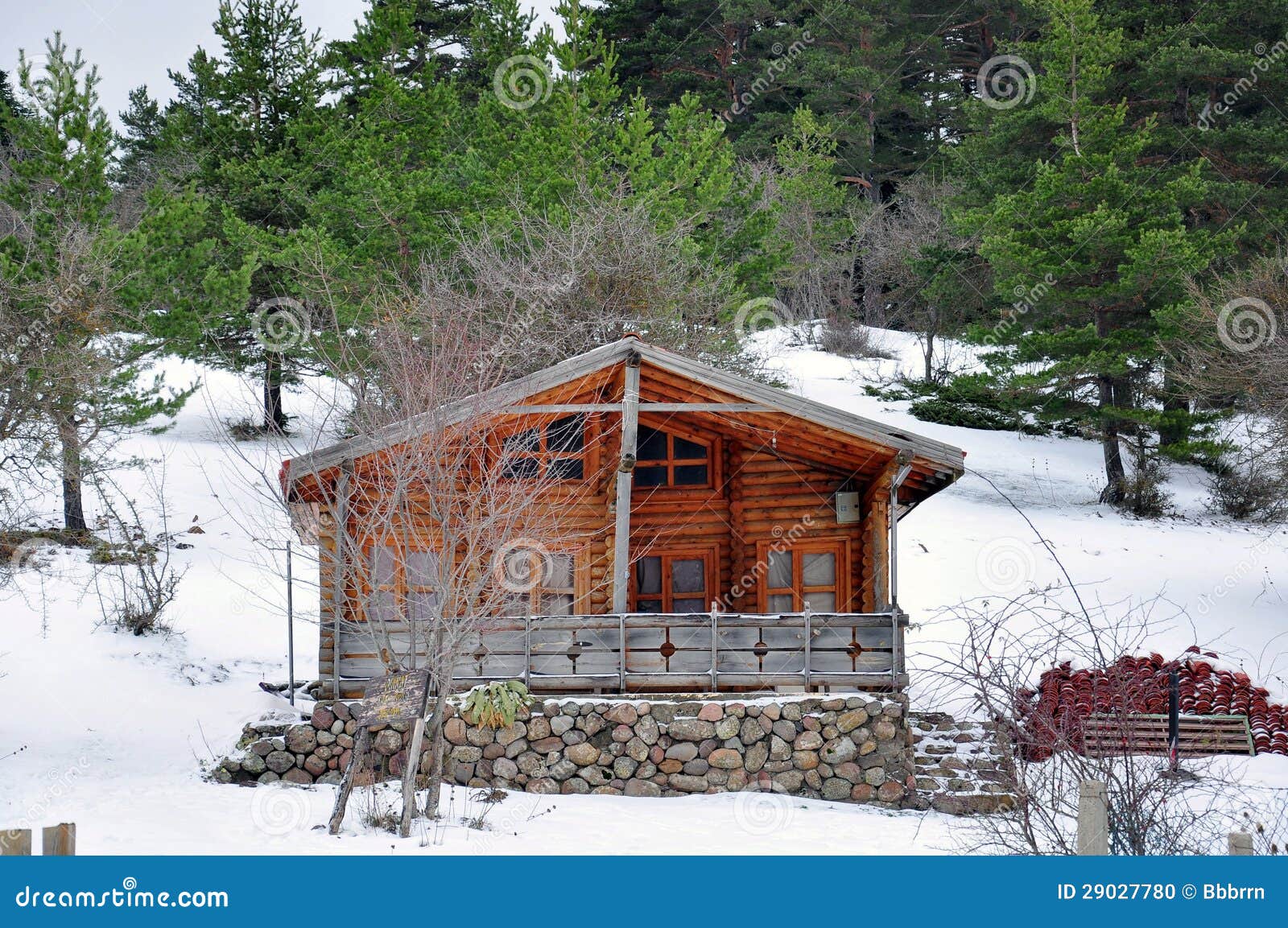 Hut under snow stock photo. Image of pine, frost, nature - 29027780