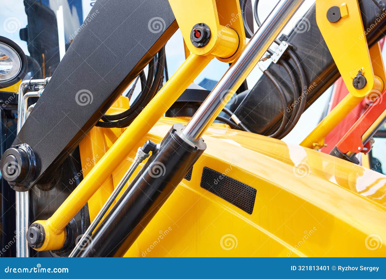 Hydraulic cylinder stock image. Image of machine, yellow - 321813401