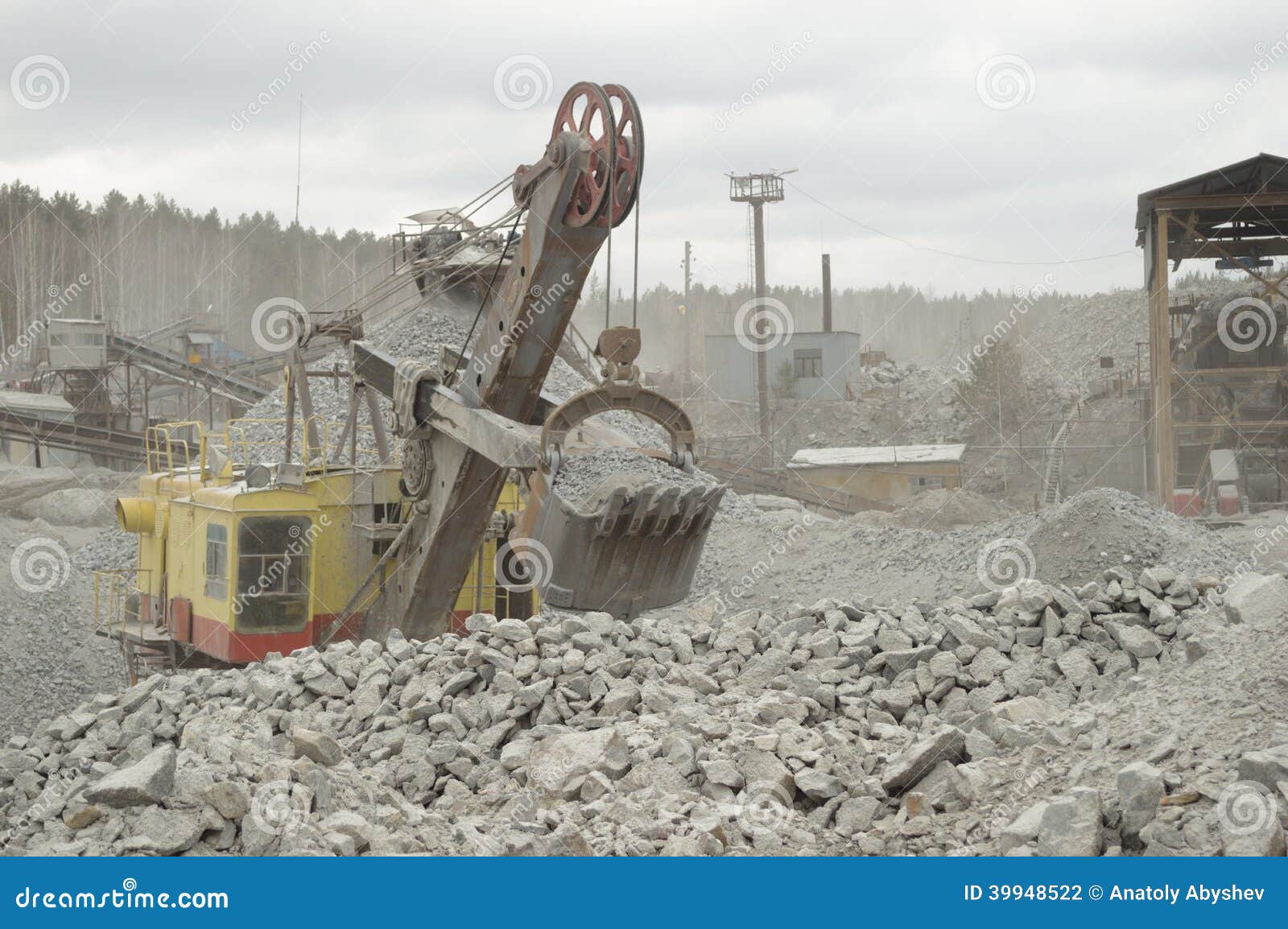 Hydraulic digger stock photo. Image of heap, loading - 39948522