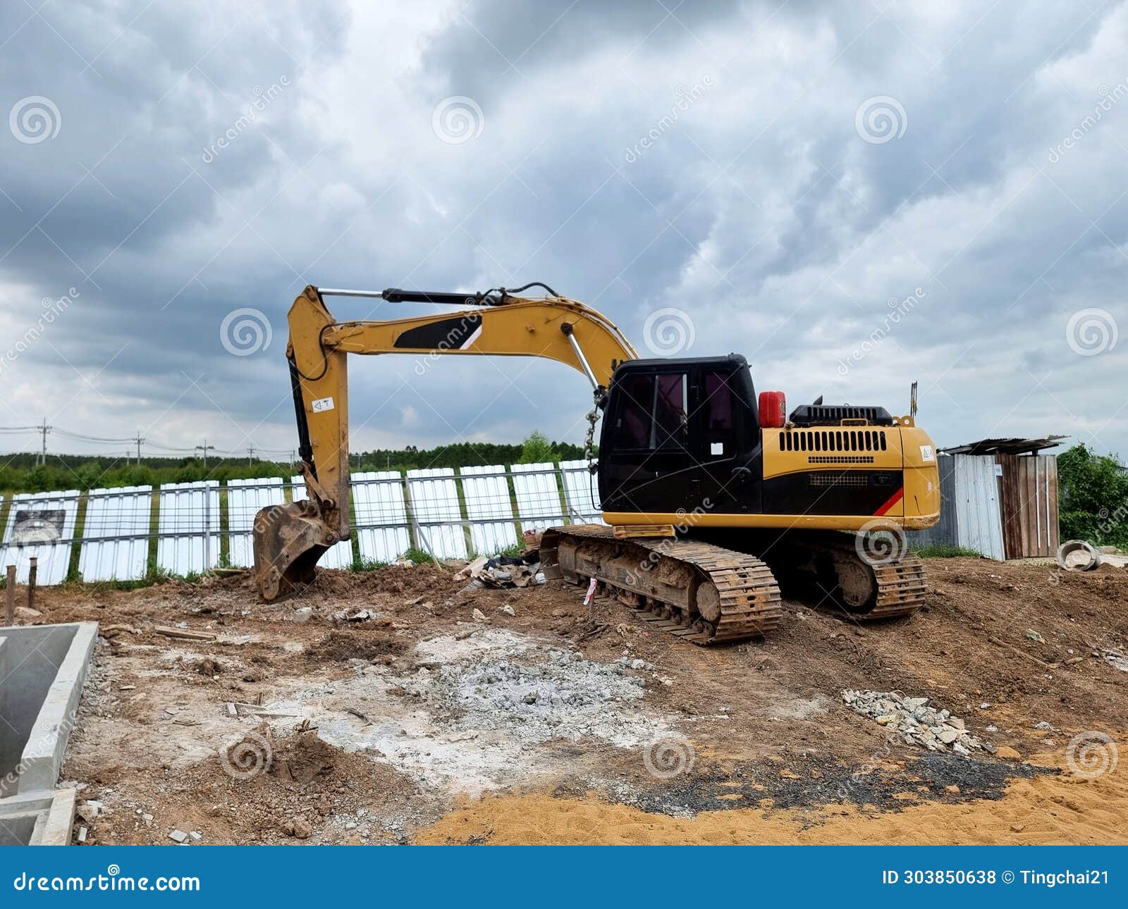 Hydraulic Excavator or Diggers in the Construction Area Editorial Stock ...