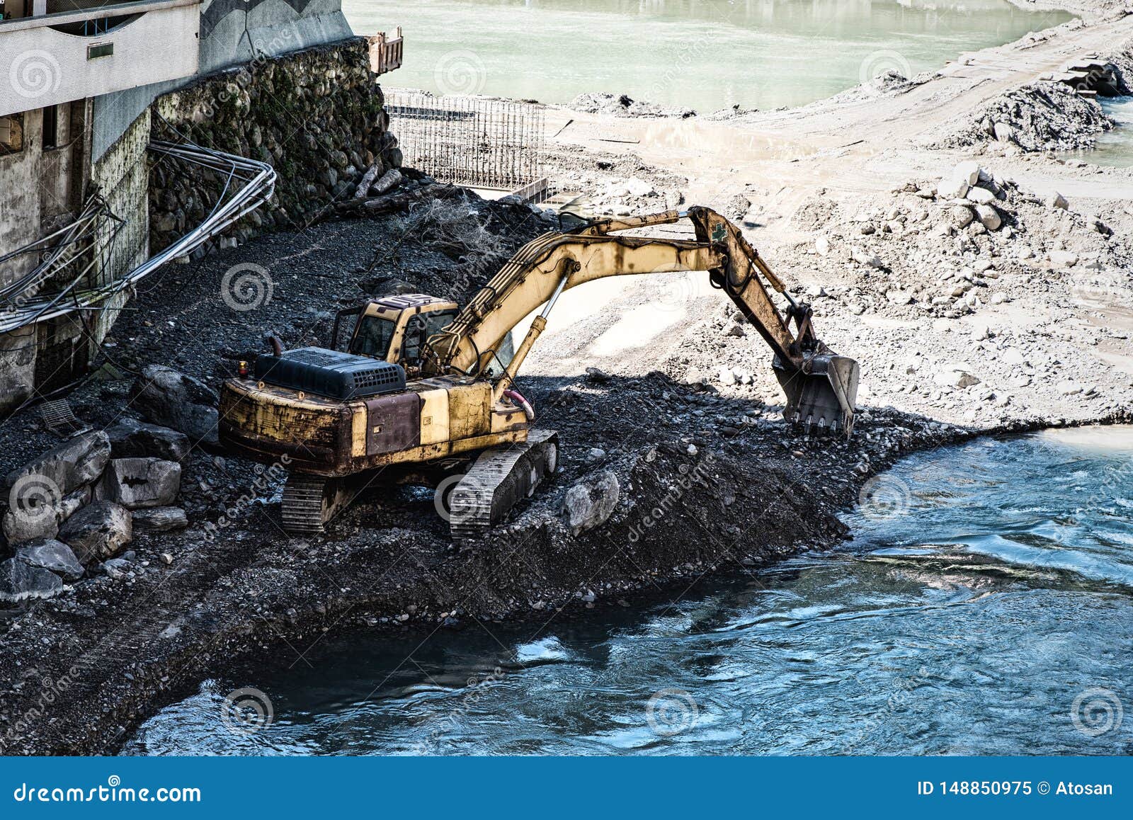 A hydraulic excavator stock image. Image of mining, machinery - 148850975