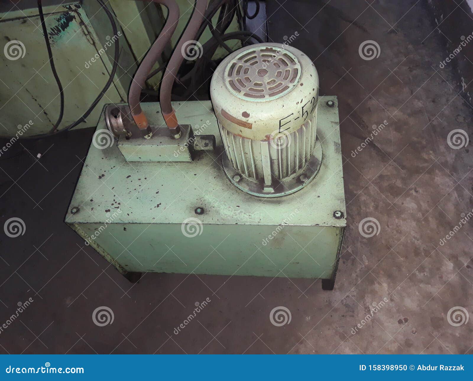 Hydraulic pump stock photo. Image of motor, fitting - 158398950