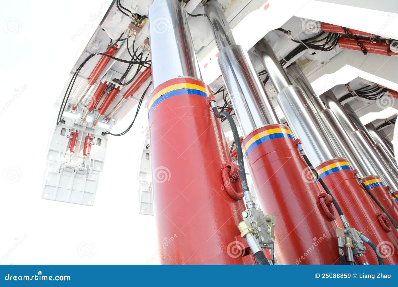 Hydraulic support stock image. Image of machine, steel - 25088859