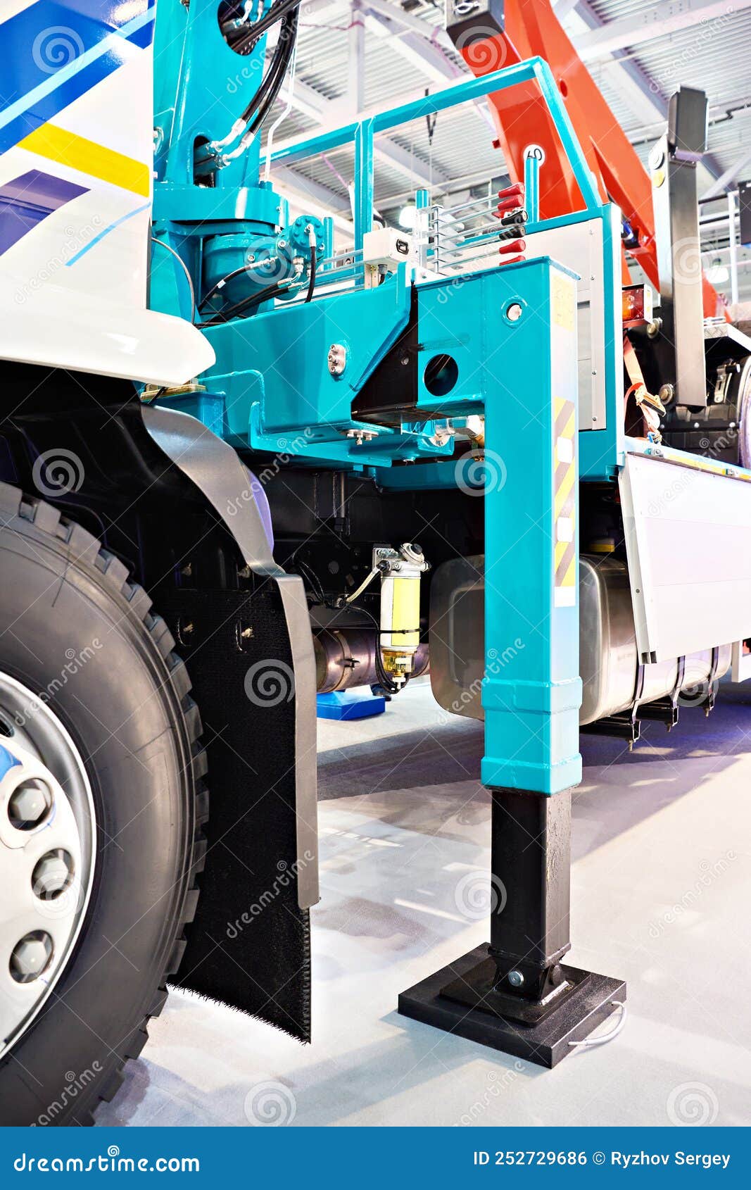 Hydraulic Support Construction Truck Stock Photo - Image of stabilizer ...