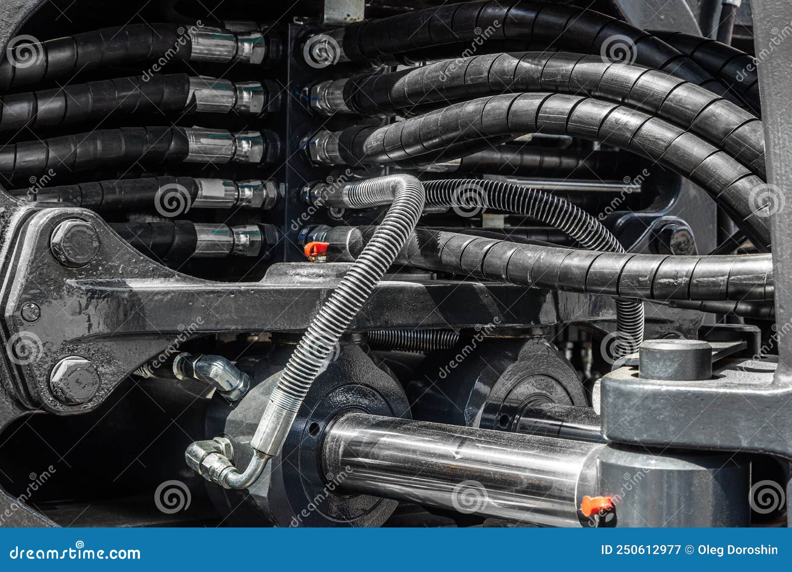 Hydraulic System of a Tractor, Grader or Bulldozer Stock Image - Image ... Hydraulic System of a Tractor, Grader or Bulldozer Stock Image - Image ...