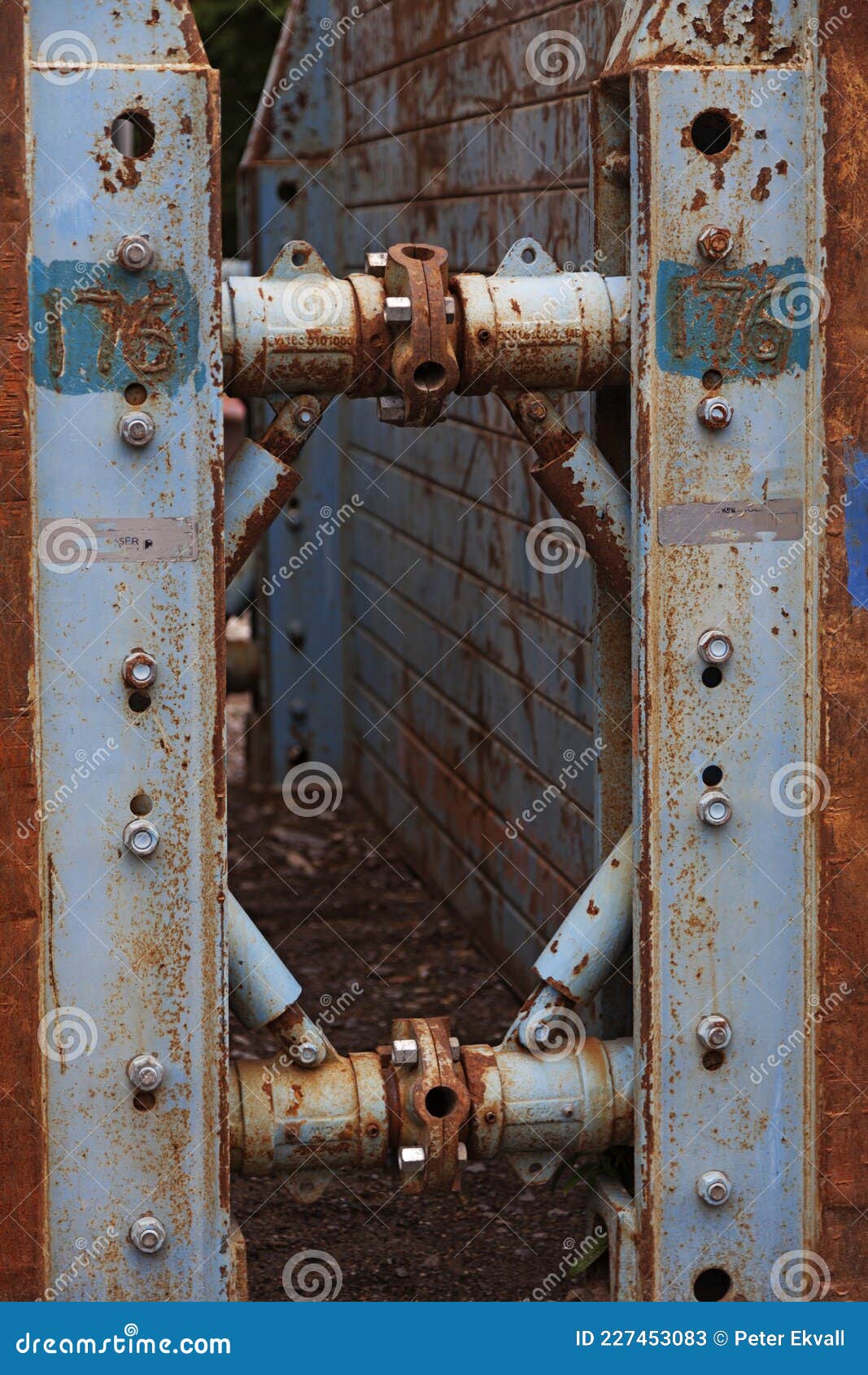 Hydraulic Sliding Bearings Of Self-propelled Drilling Rig For Drilling ...