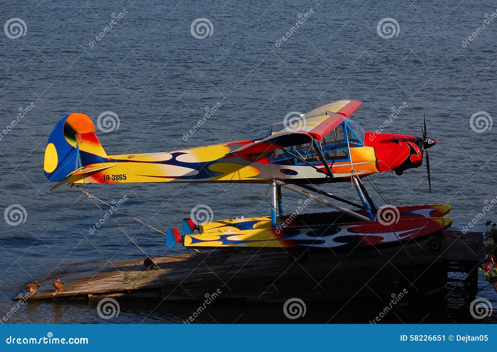 Hydro plane editorial photo. Image of tourism, propeller - 58226651