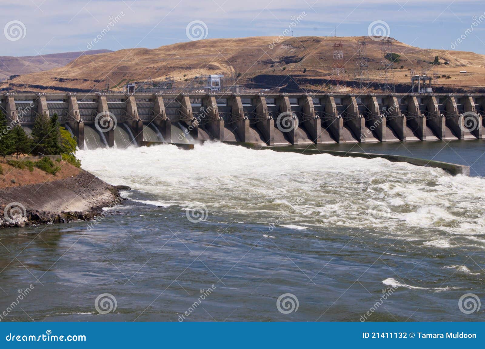 Hydroelectric Dam and Spillway Stock Photo - Image of power, generation ...