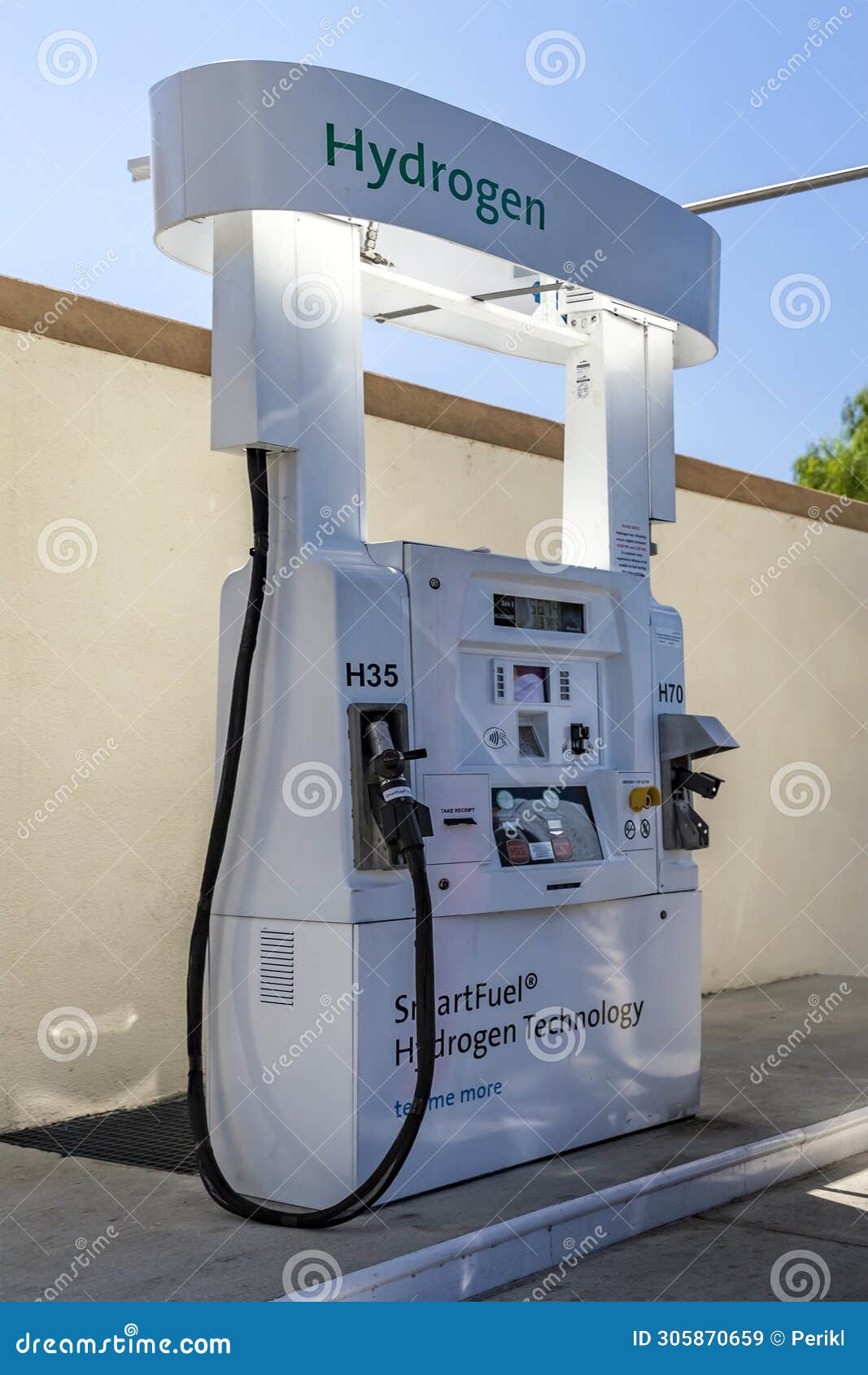 A hydrogen filling station editorial stock image. Image of automobile ...