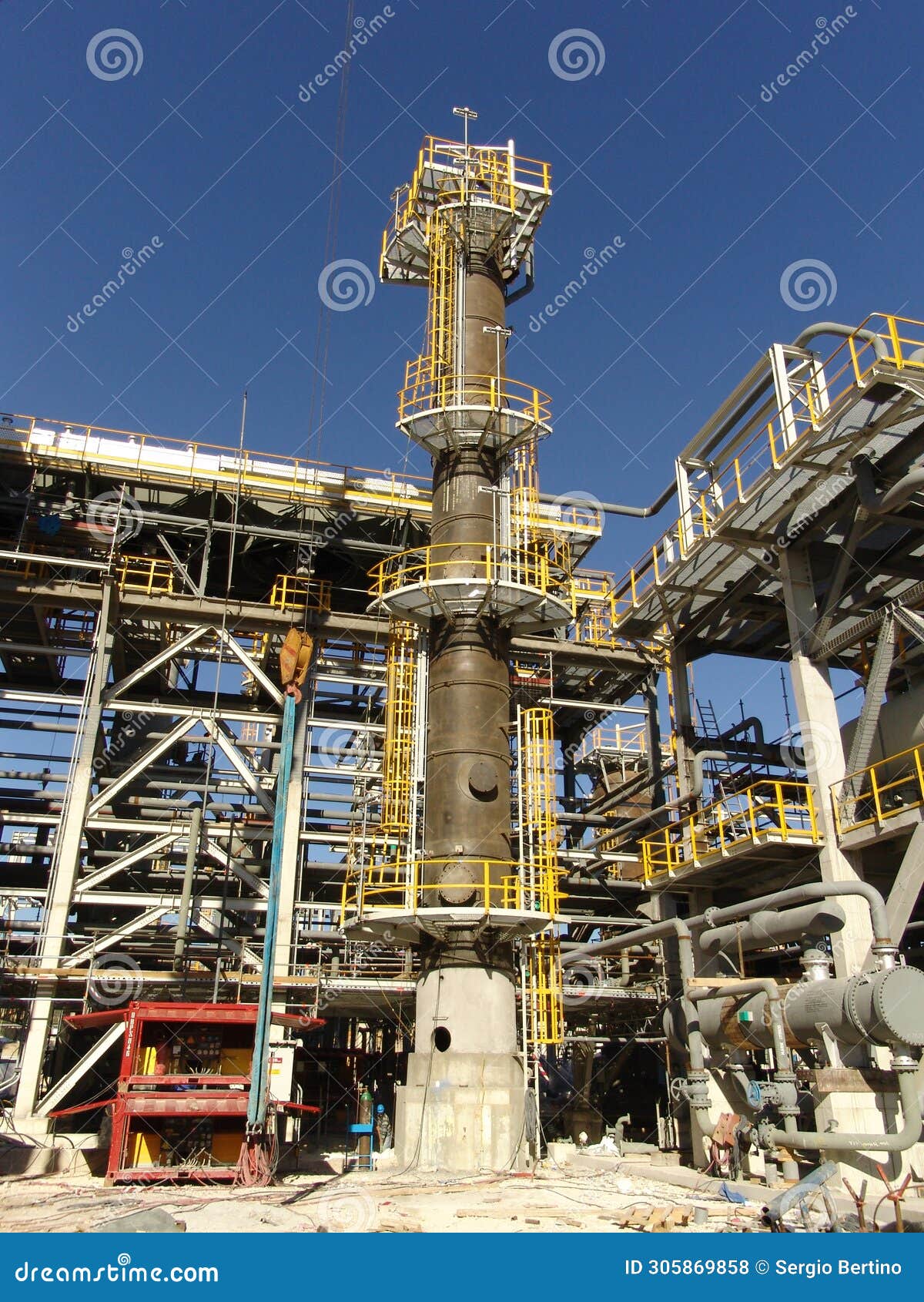 Refinery Under Construction Editorial Stock Photo - Image of exhaust ...